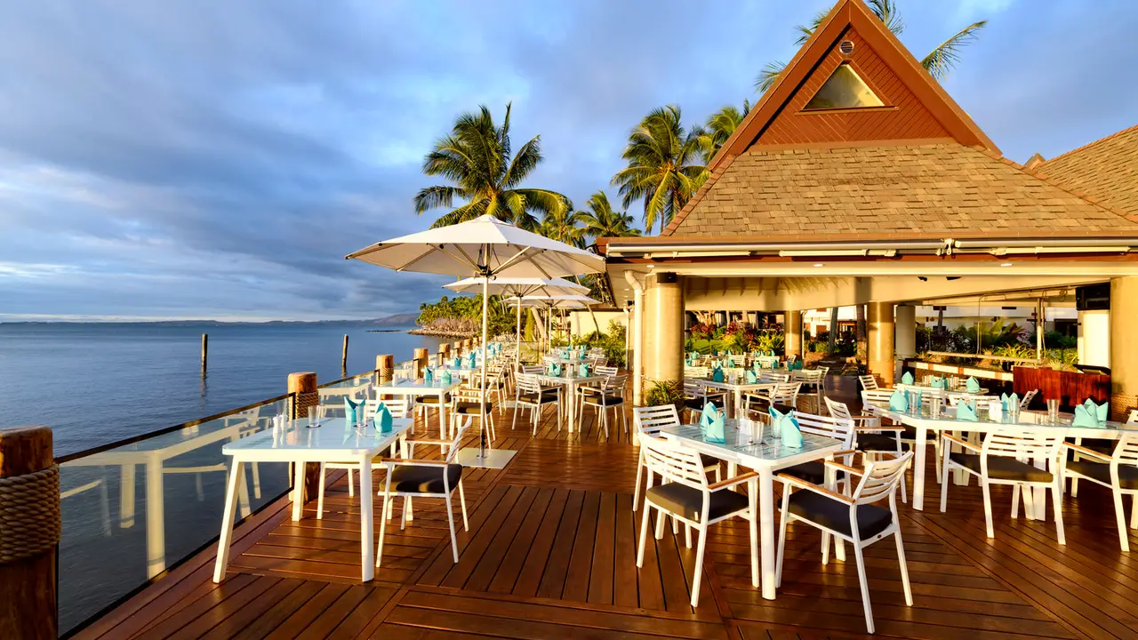 Wet Edge – Sheraton Fiji Resort Restaurant - Nadi, Denarau Island ...