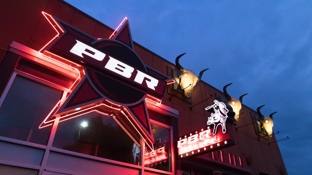PBR Philly: A Coors Banquet Bar - Xfinity Live! Restaurant ...