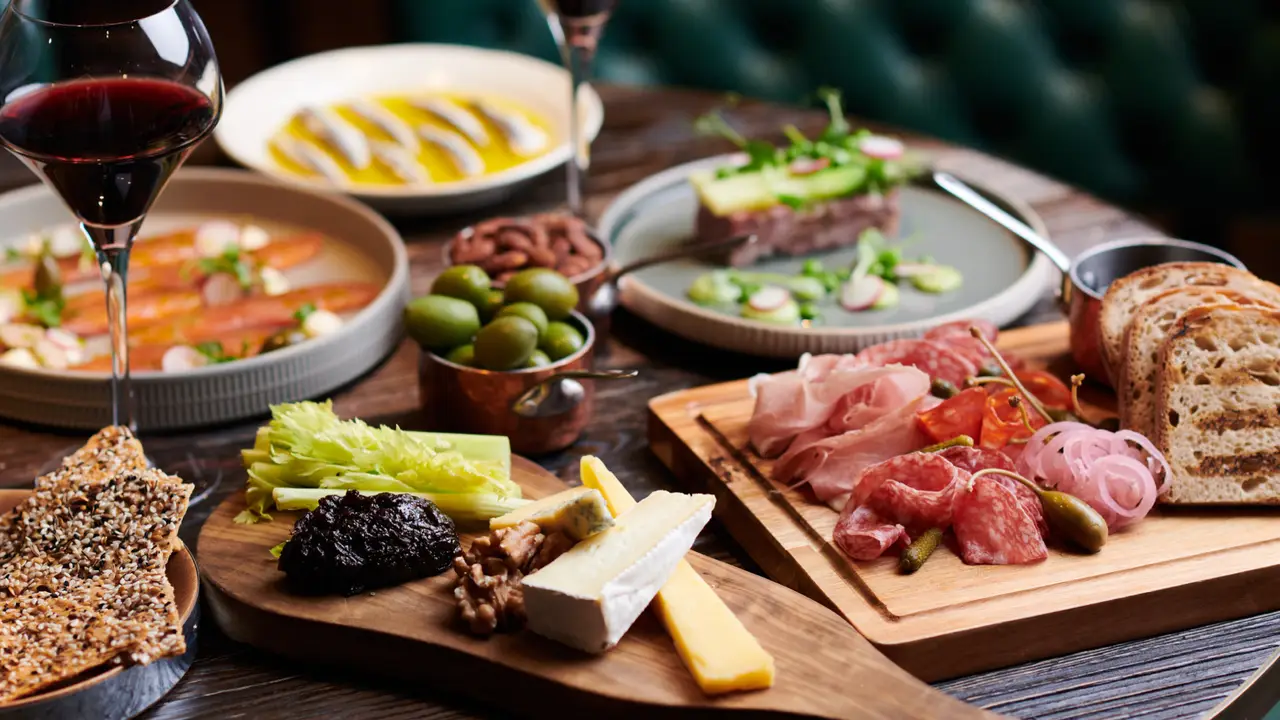 Vintry Kitchen Café & Wine Bar Restaurant - London | OpenTable