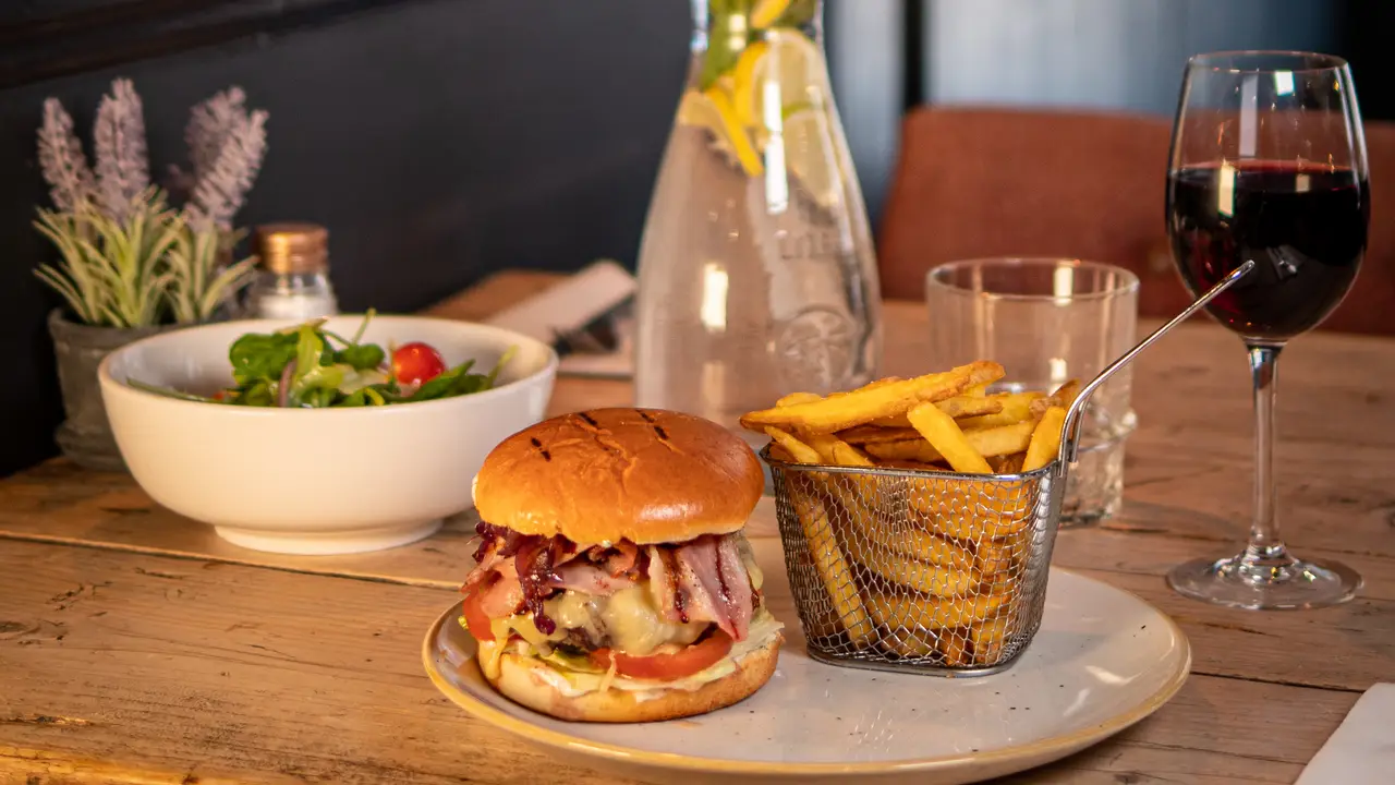 The Newbury Pub & The Terrace Restaurant - Newbury, Berkshire | OpenTable