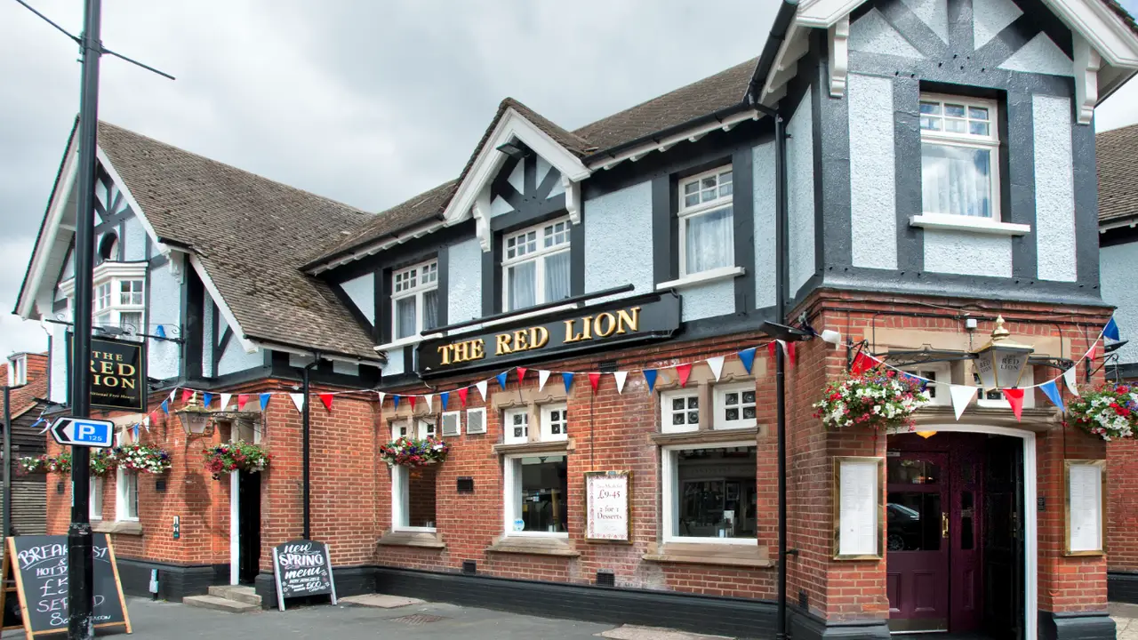 Red Lion Watford Restaurant - Bushey, | OpenTable