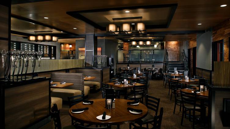 Cooper's Hawk Winery & Restaurant - Kansas City | Kansas City, Missouri ...