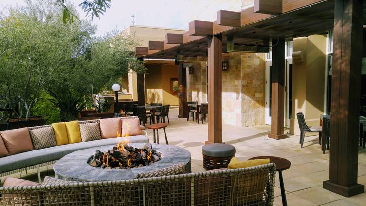 Meritage an Urban Tavern at the JW Marriott Desert Ridge Resort & Spa ...