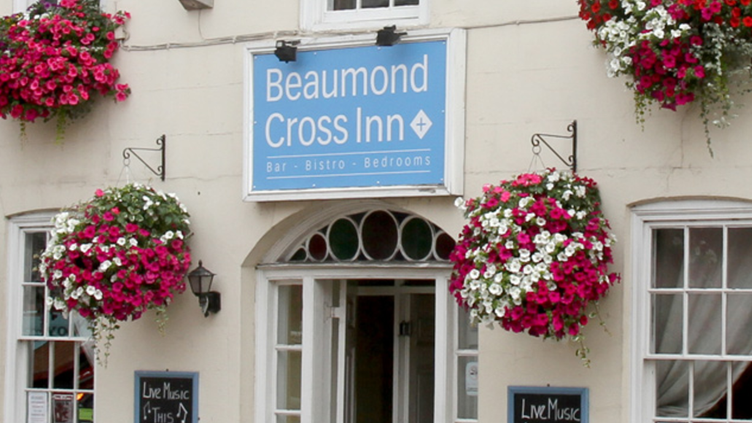 Beaumond Cross Inn in Newark, Nottinghamshire - Trip Canvas