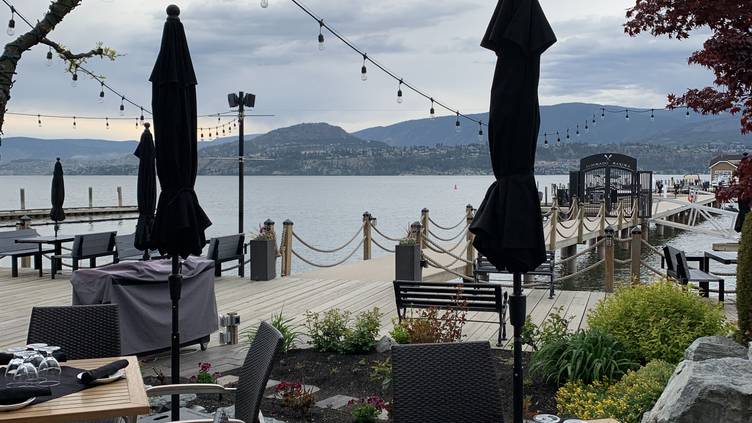 Lakeside Dining Room - Hotel Eldorado | Canada - Venue Report