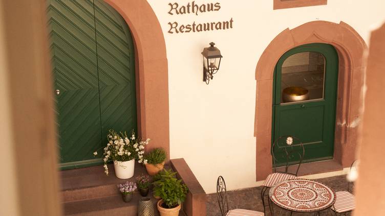 Wasserschloss Inzlingen | Germany - Venue Report