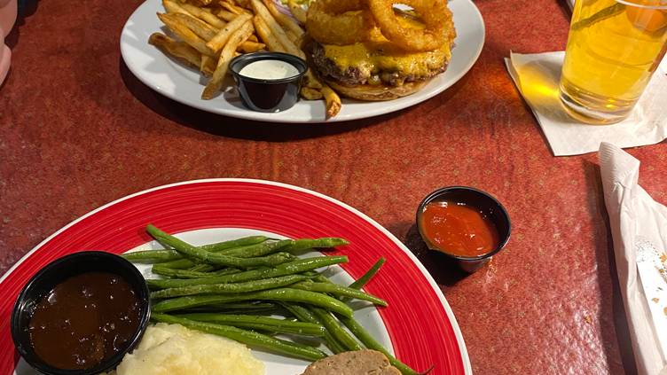 Rusty Bucket - 86th & Ditch | Indianapolis, Indiana, United States ...