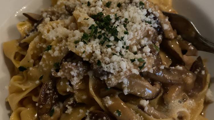 Due Lire | Chicago, Illinois, United States - Venue Report