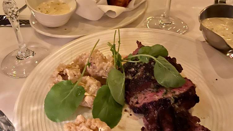 J Carver's | Austin, Texas, United States - Venue Report