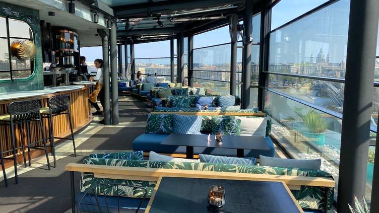 LEO Rooftop | Budapest, Hungary - Venue Report