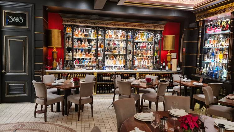 Saks - Polanco | Ciudad de México, Ciudad de México, Mexico - Venue Report