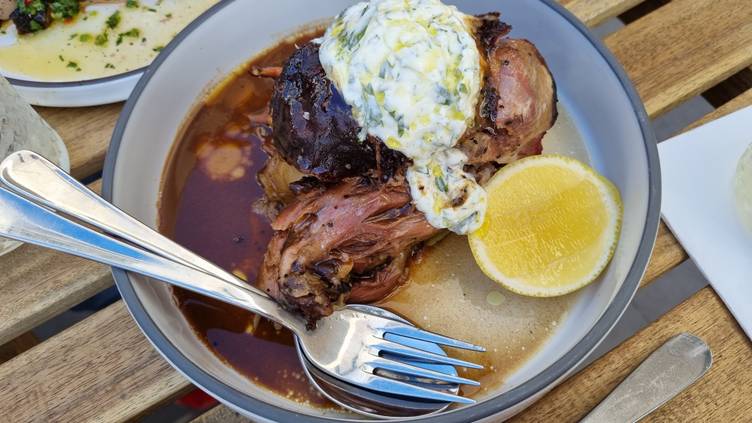 Tothy Brothers Deli | Australia - Venue Report