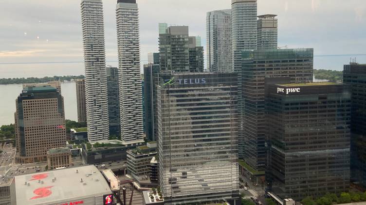 Stratus | Toronto, Ontario, Canada - Venue Report