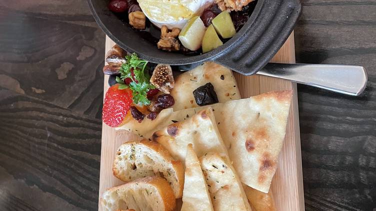 Eddington's of Exeter | Canada - Venue Report