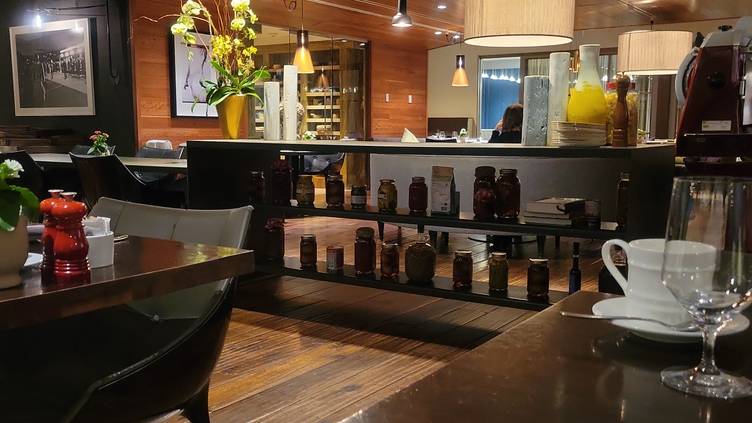 TOCA - The Ritz-Carlton, Toronto | Toronto, Ontario, Canada - Venue Report