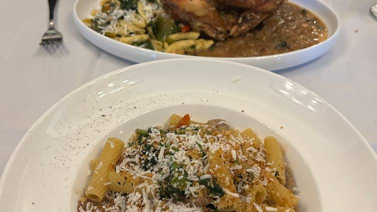Cirella's Restaurant & Bar | United States - Venue Report