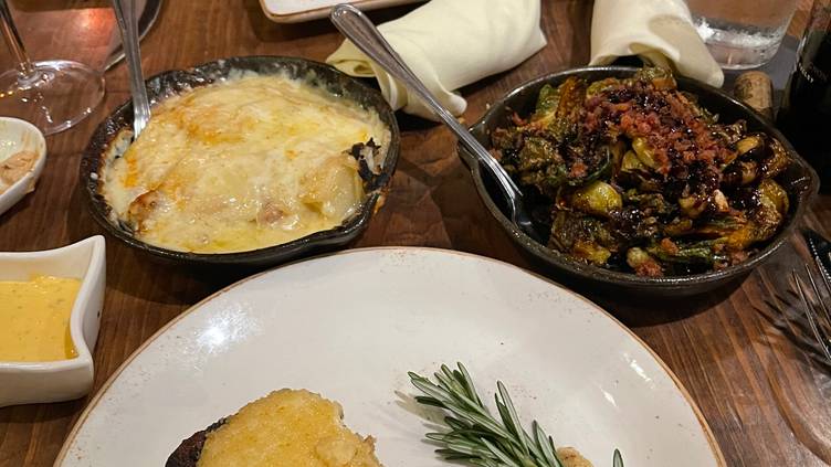 Jimmy P's Charred - Naples | Naples, Florida, United States - Venue Report