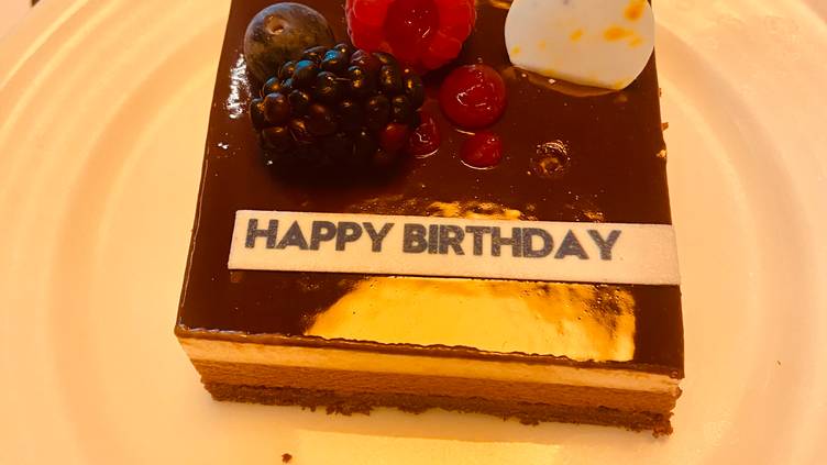 Liv - W Dubai The Palm | Dubai, United Arab Emirates | Venue Report