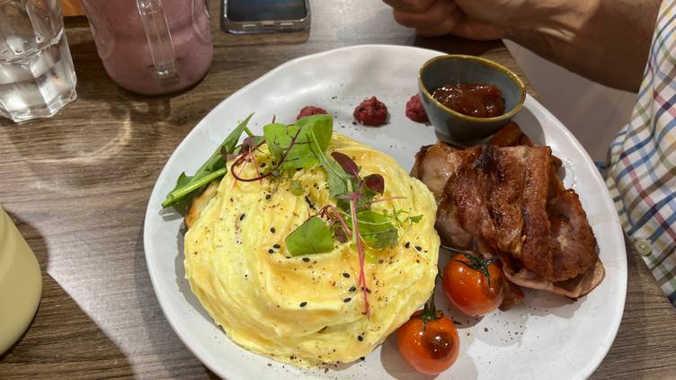 VEND Cafe Annerley | Australia - Venue Report