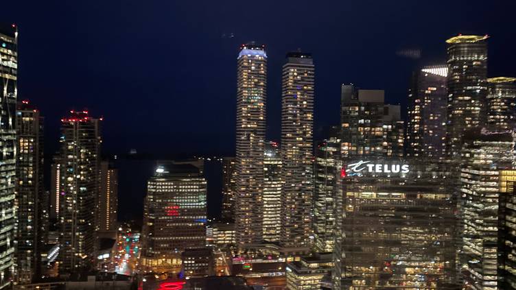 Stratus | Toronto, Ontario, Canada - Venue Report