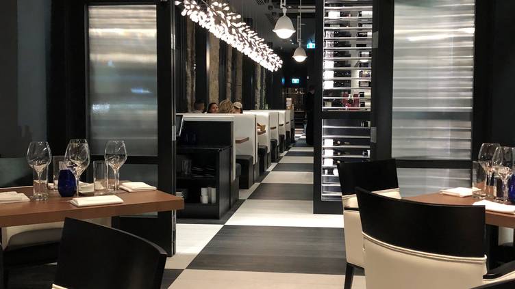 MODERN STEAK on Stephen Avenue | Calgary, Alberta, Canada - Venue Report