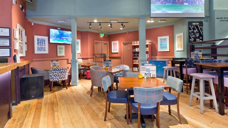 Gassy's - Cardiff in Cardiff, South Glamorgan - Trip Canvas