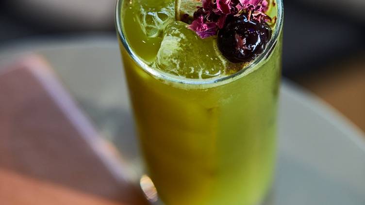 Liz & Chain Rooftop Bar | Budapest, Hungary - Venue Report