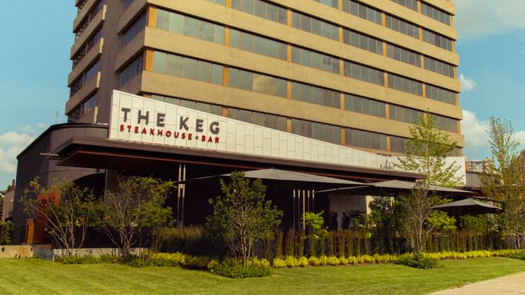 The Keg Steakhouse + Bar - Square One | Canada - Venue Report