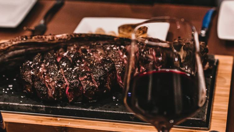 MODERN STEAK - Southport Rd | Calgary, Alberta, Canada - Venue Report