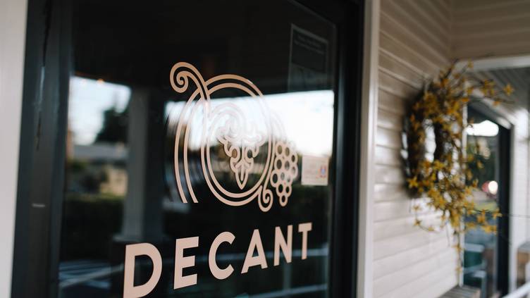 Decant | Medford, Oregon, United States - Venue Report