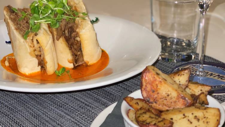 Squire|The Pub on Locke | Hamilton, Hamilton Parish, Bermuda - Venue Report