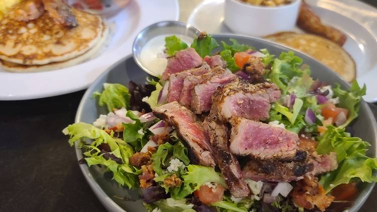 Oliver's Corner Bistro | United States - Venue Report