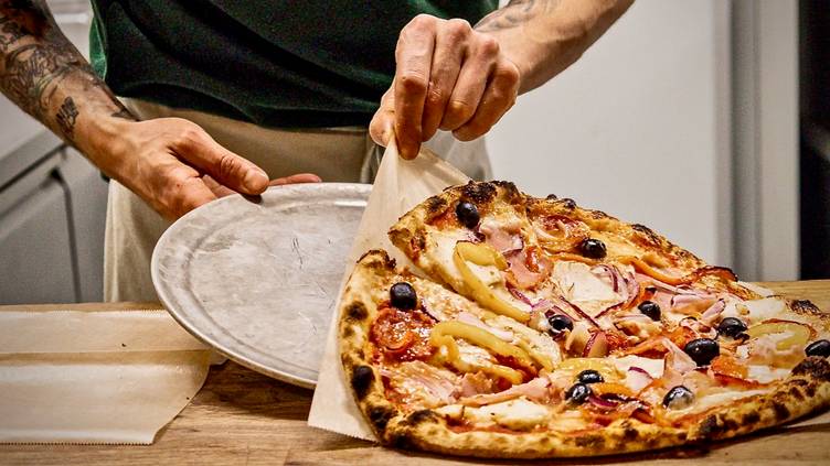 The Pizza Room - Surrey Quays | London, England, United Kingdom - Venue ...