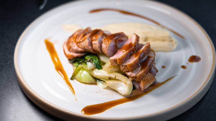 Topside Restaurant | Baltimore, Maryland, United States - Venue Report