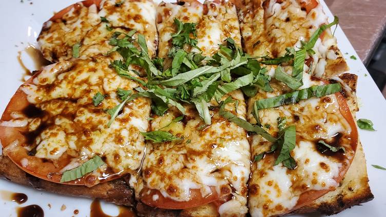 Capers on Main | United States - Venue Report