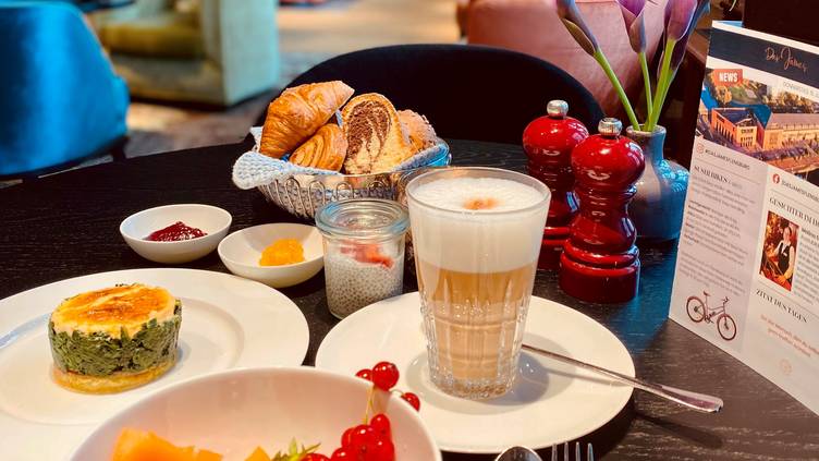 James Farmhouse - Das James | Germany - Venue Report