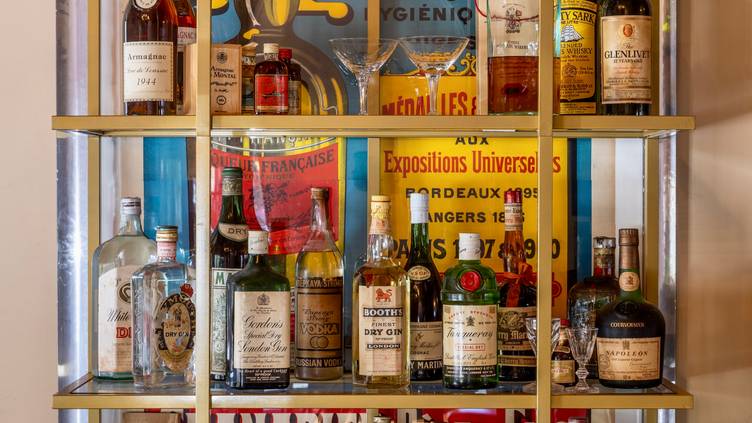 Grasing's | California, United States - Venue Report