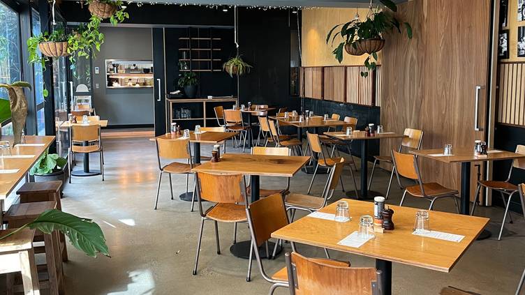 STREAT Cromwell Café | Australia - Venue Report