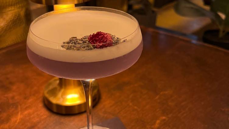 Truth Lounge Restaurant | New York, United States, Queens - Venue Report