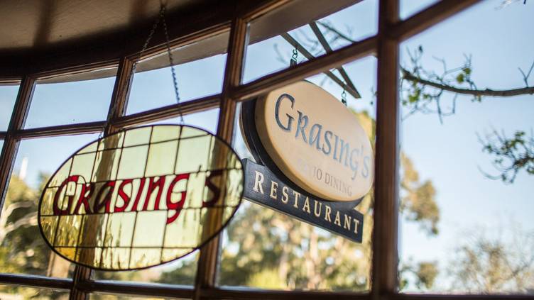 Grasing's | California, United States - Venue Report