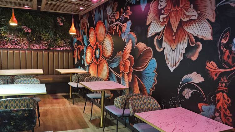 Hoi Choi | - Venue Report