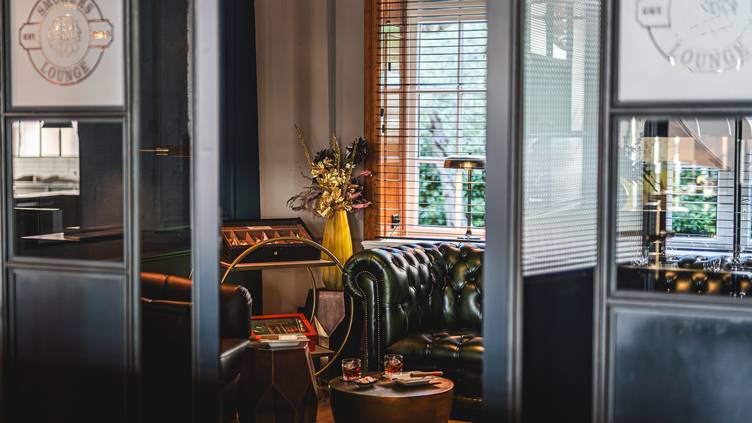 James Farmhouse - Das James | Germany - Venue Report