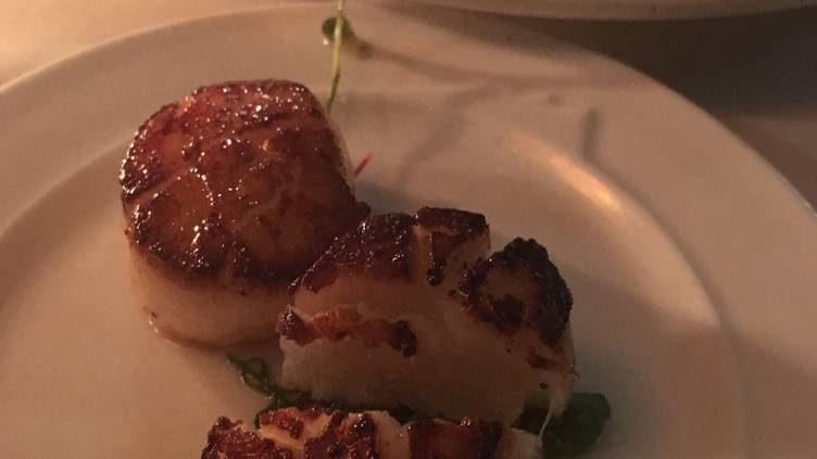 Russell's Restaurant | Bothell, Washington, United States - Venue Report