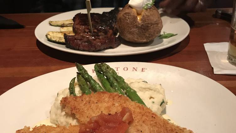 Redstone American Grill - Maple Grove | United States - Venue Report