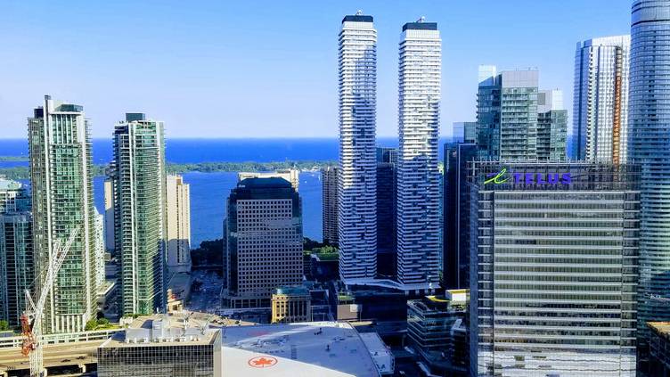 Stratus | Toronto, Ontario, Canada - Venue Report