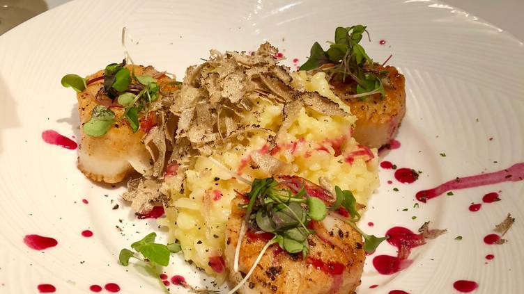 Cafe Pacific | Dallas, Wisconsin, United States - Venue Report