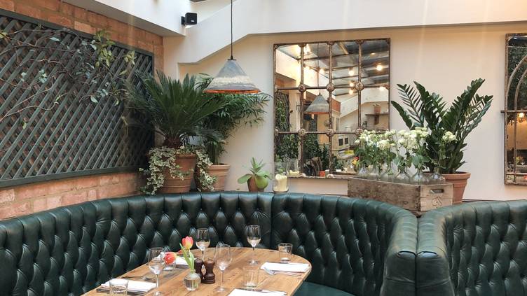 The Fox & Pheasant | London, England, United Kingdom - Venue Report