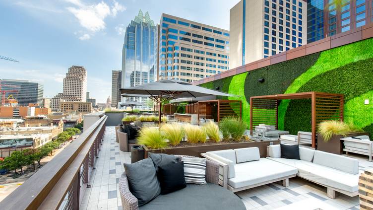 Edge Rooftop Bar | Austin, Texas, United States - Venue Report