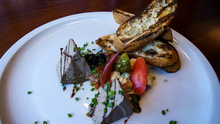 Barnsteiner's | Toronto, Ontario, Canada - Venue Report