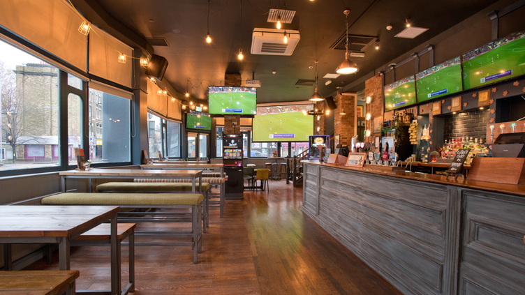 Famous Three Kings Fulham | London, England, United Kingdom - Venue Report